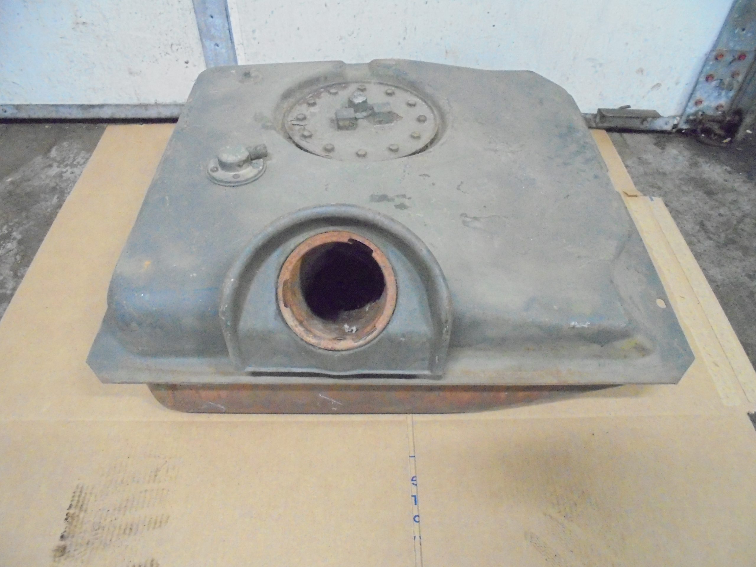 JEEP MILITARY M151 EARLY FUEL TANK USED – One Jeep | Jeep Parts | Sell ...